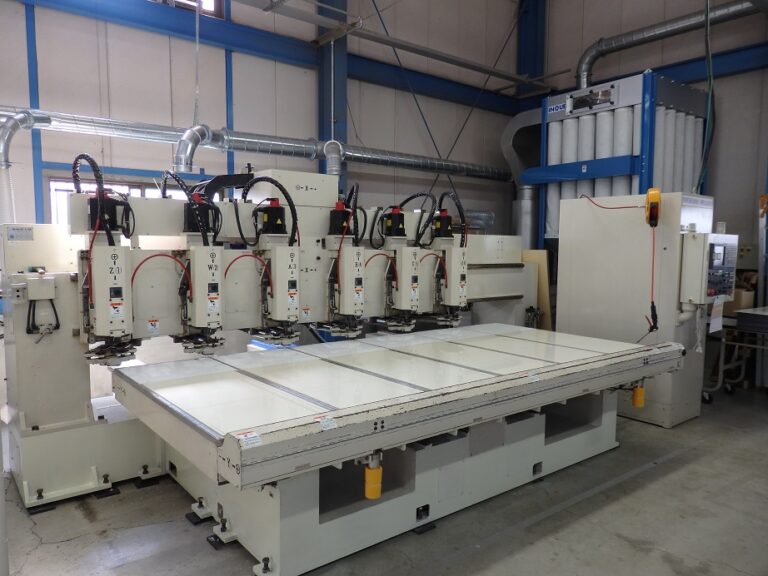 多軸NCルーター(6軸) | 田中化工株式会社公式サイト